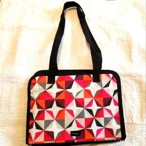 thirty-one - Poshmark